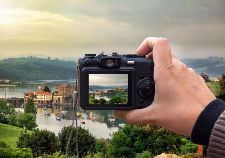 Understanding Polaroid Photo Sizes: A Comprehensive Guide to Formats ...